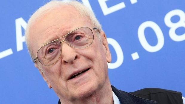 Michael Caine anuncia su retirada del cine a los 90 años de edad y ...