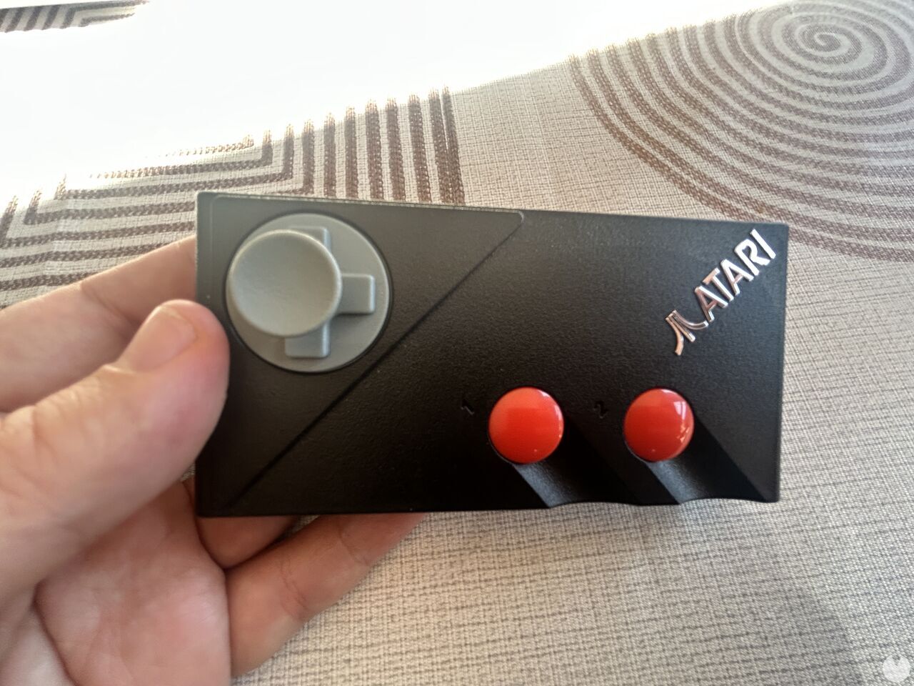 Análisis Atari 7800+, el retorno de una consola mítica de finales de ...